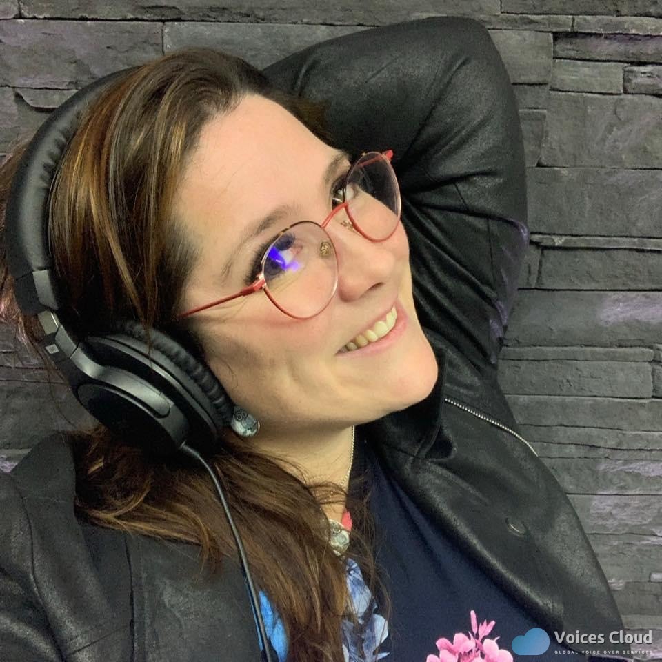 French Female Voice Over | Voicescloud